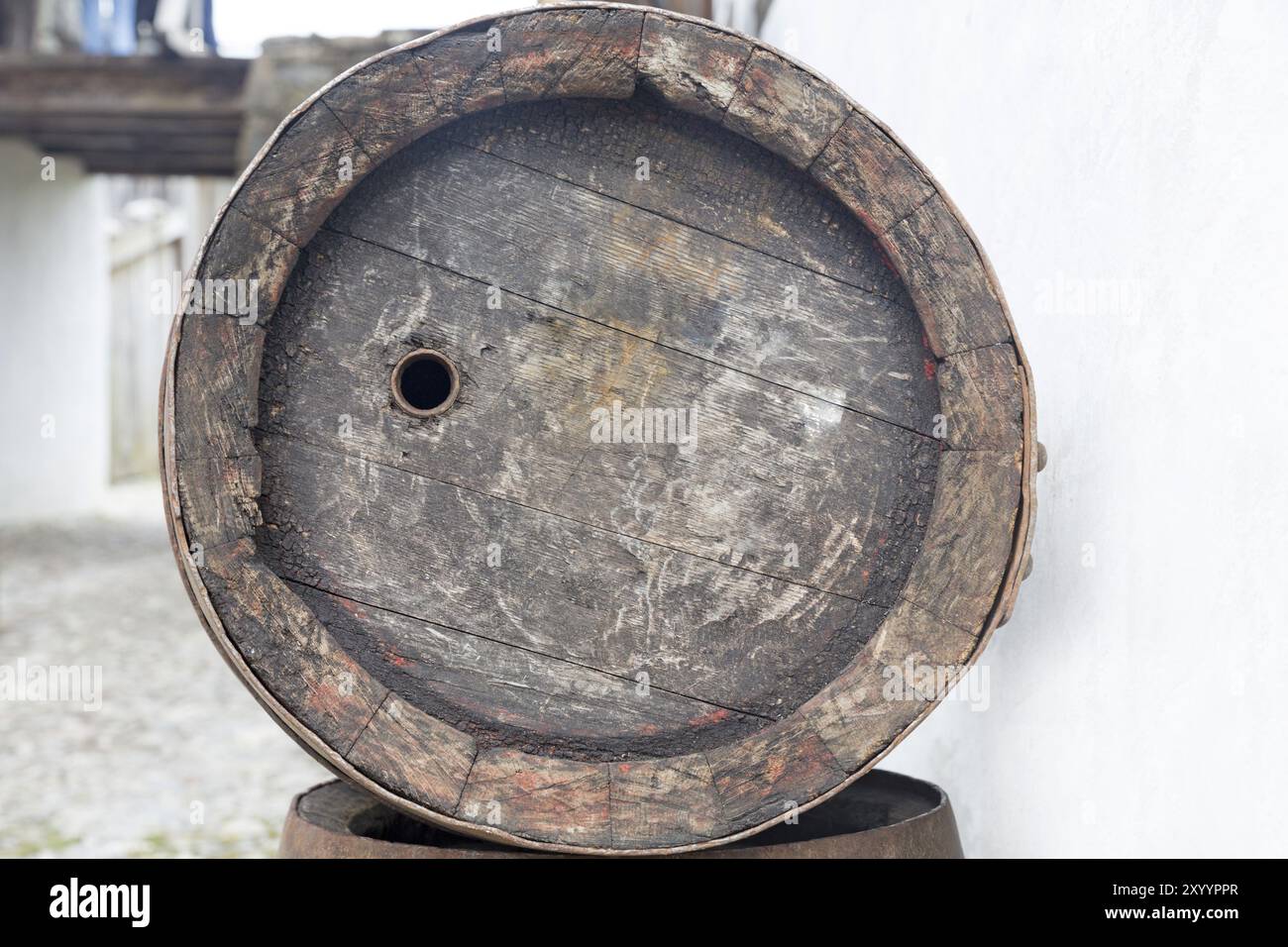 Barrel top view hi-res stock photography and images - Alamy