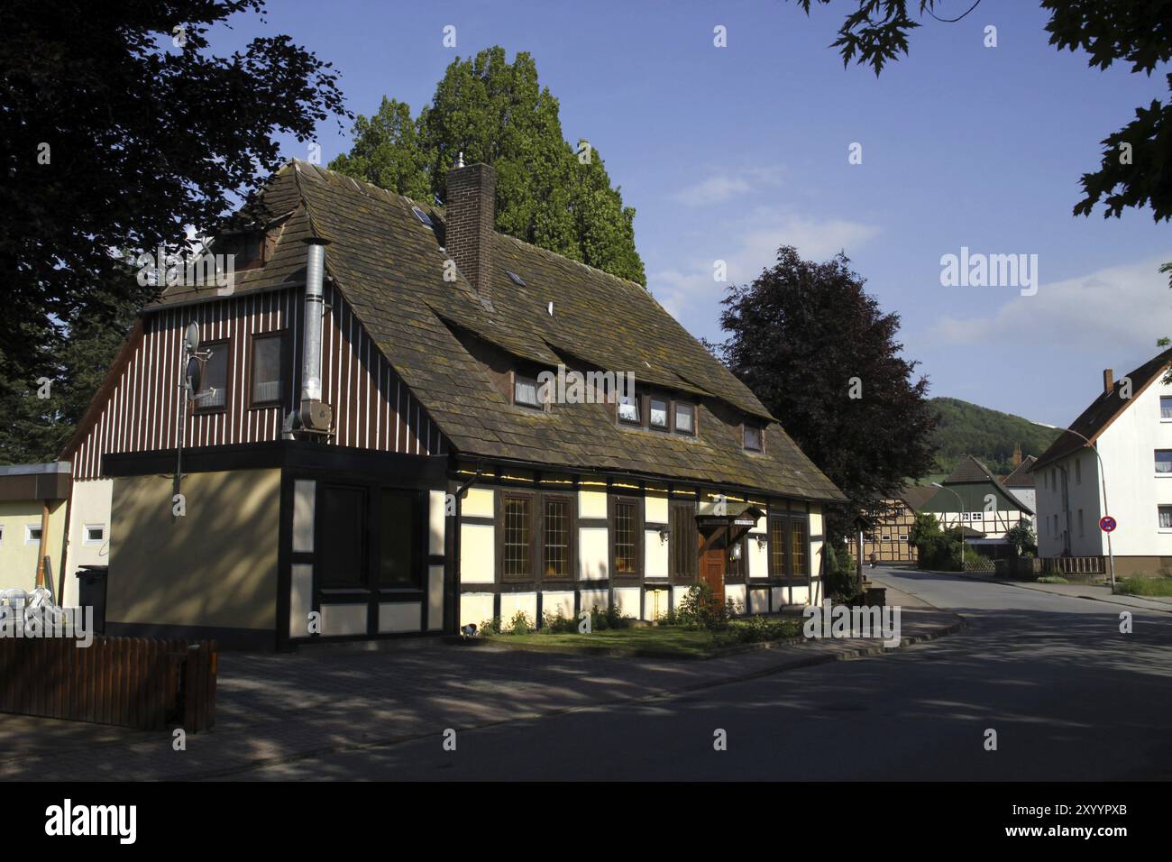To the old forester's lodge in Aerzen Stock Photo - Alamy