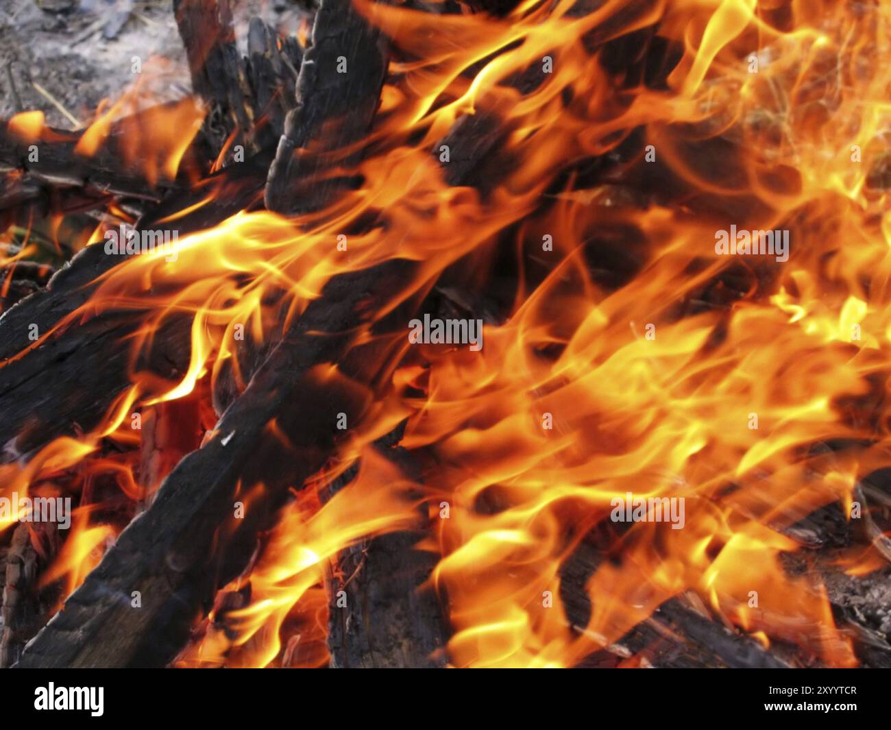 Bonfires lighted hi-res stock photography and images - Alamy