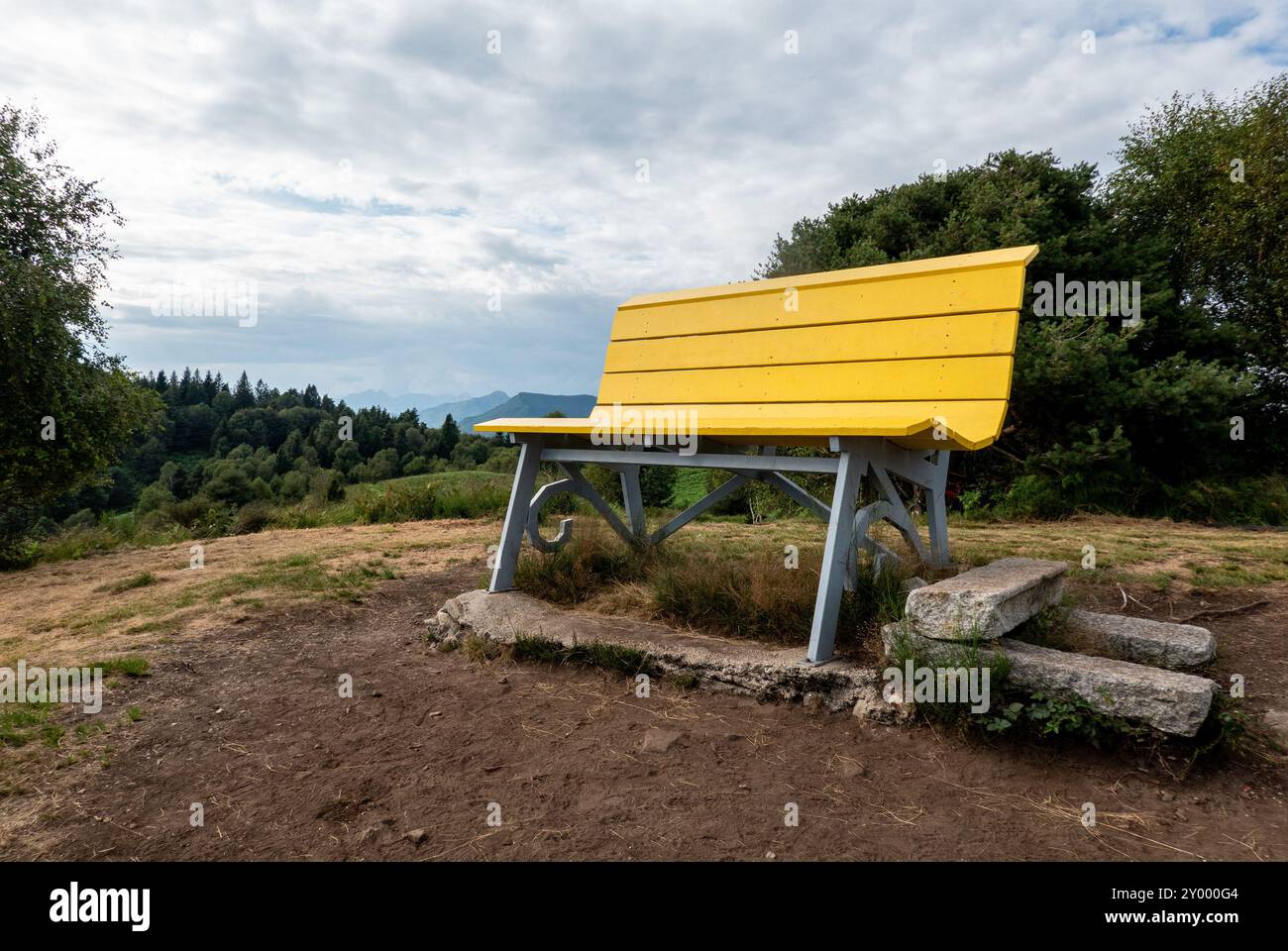 Panchina gigante hi-res stock photography and images - Alamy