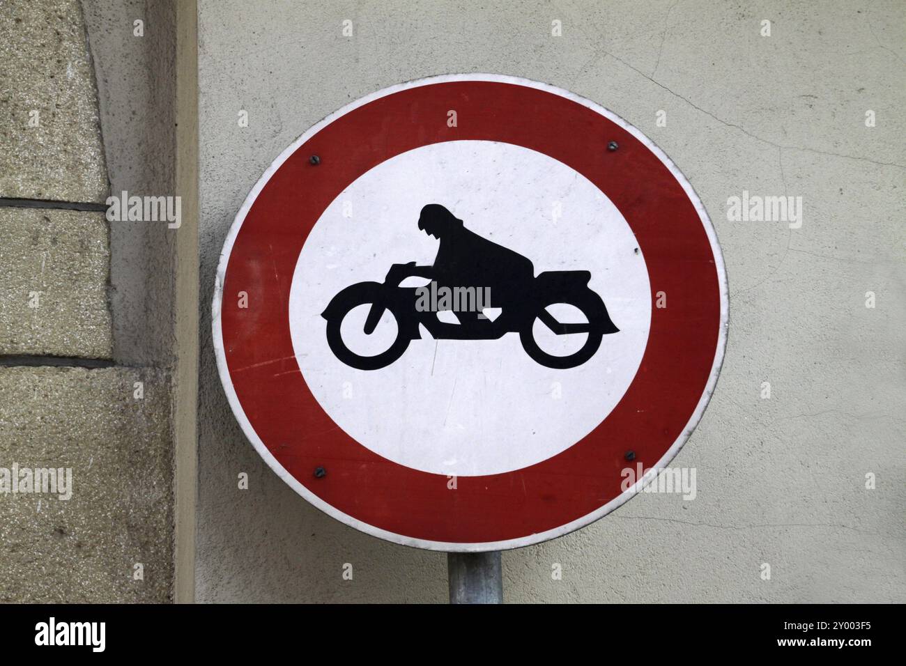 Motorbike prohibited hi-res stock photography and images - Alamy