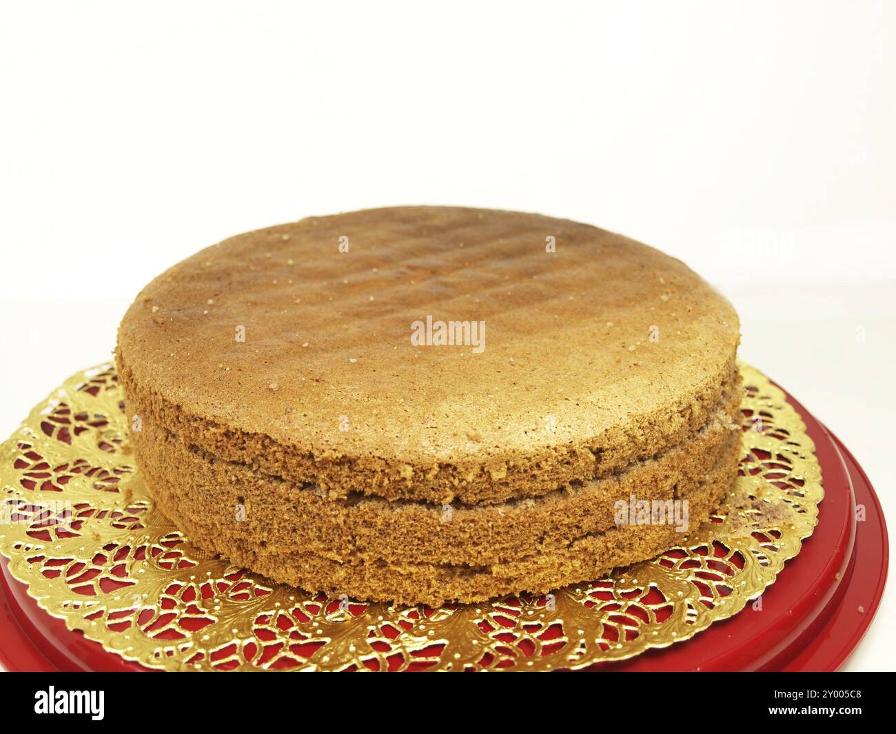 Slice golden layer cake hi-res stock photography and images - Alamy