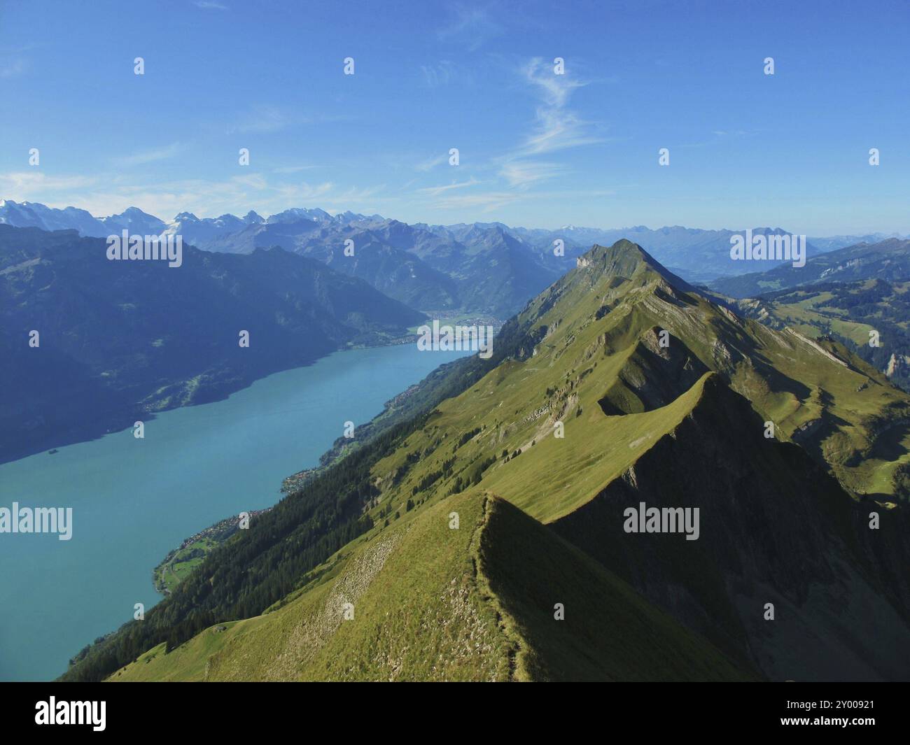 Mountain range and lake Brienzersee Stock Photo - Alamy