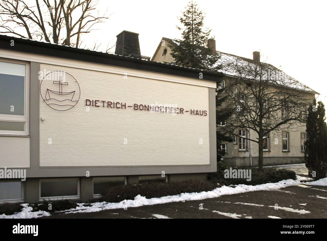 Dietrich bonhoeffer hi-res stock photography and images - Alamy