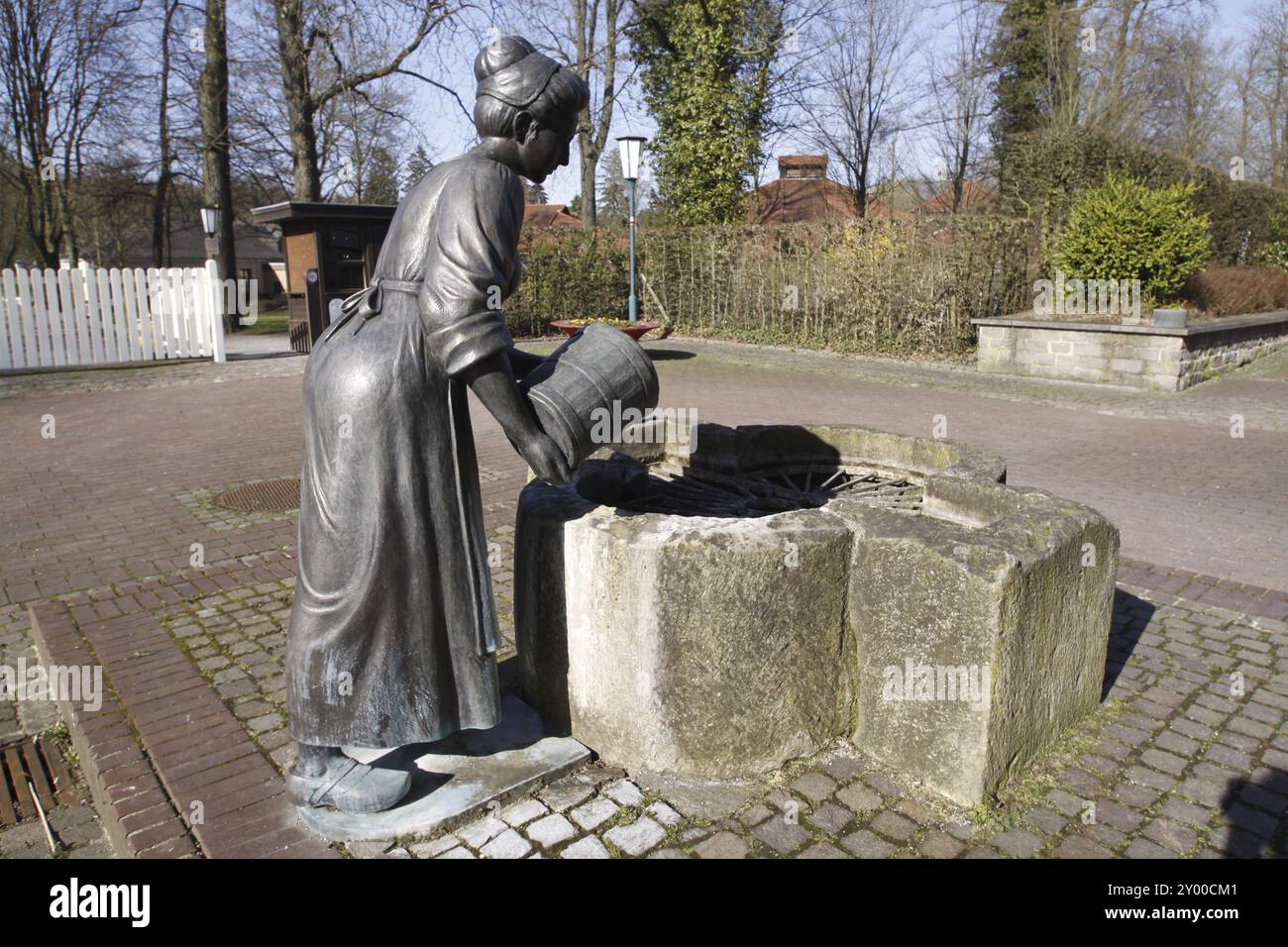 Statue of a bathing woman in Bad Meinberg Stock Photo - Alamy
