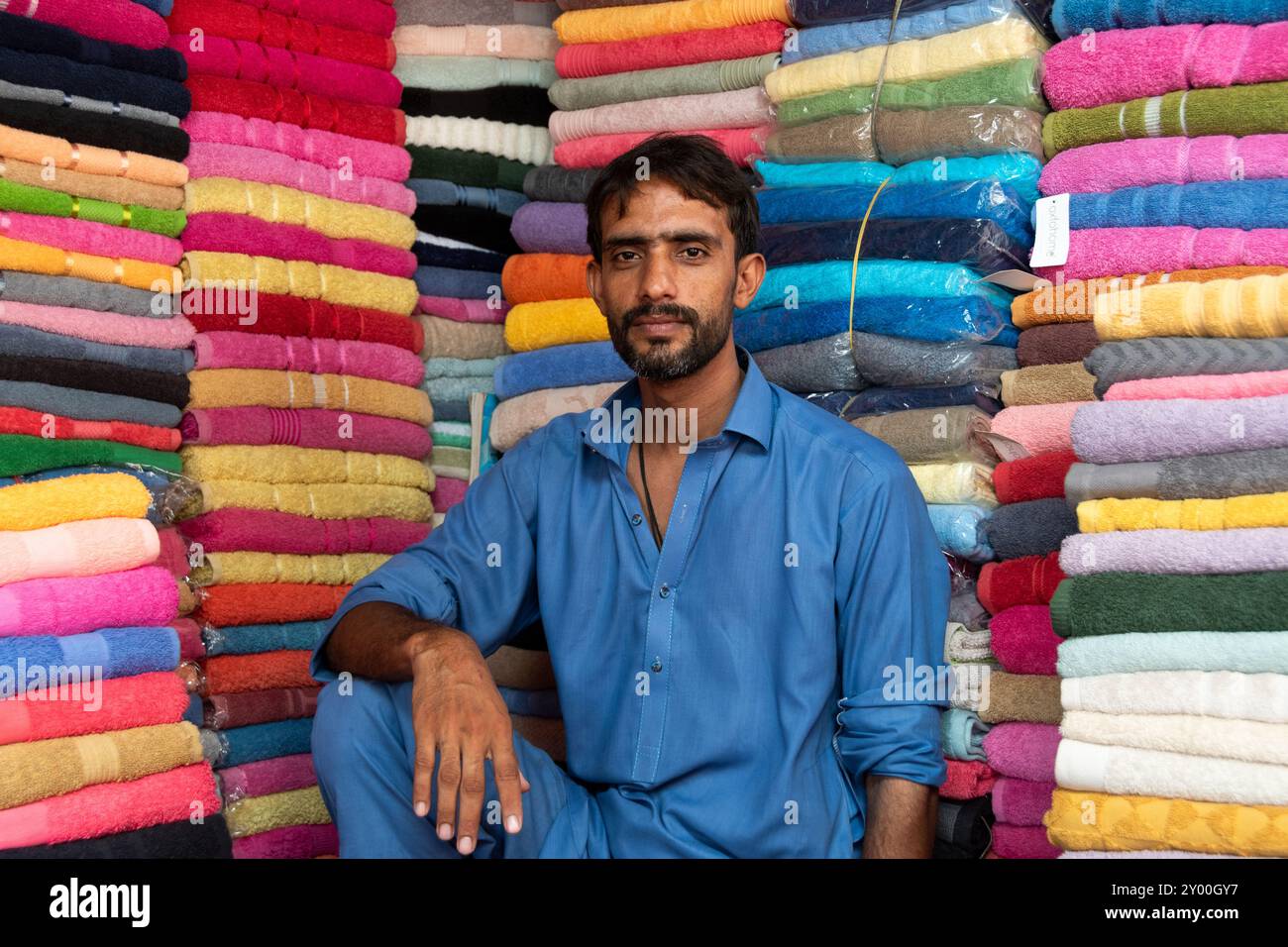 Paquistani hi-res stock photography and images - Alamy