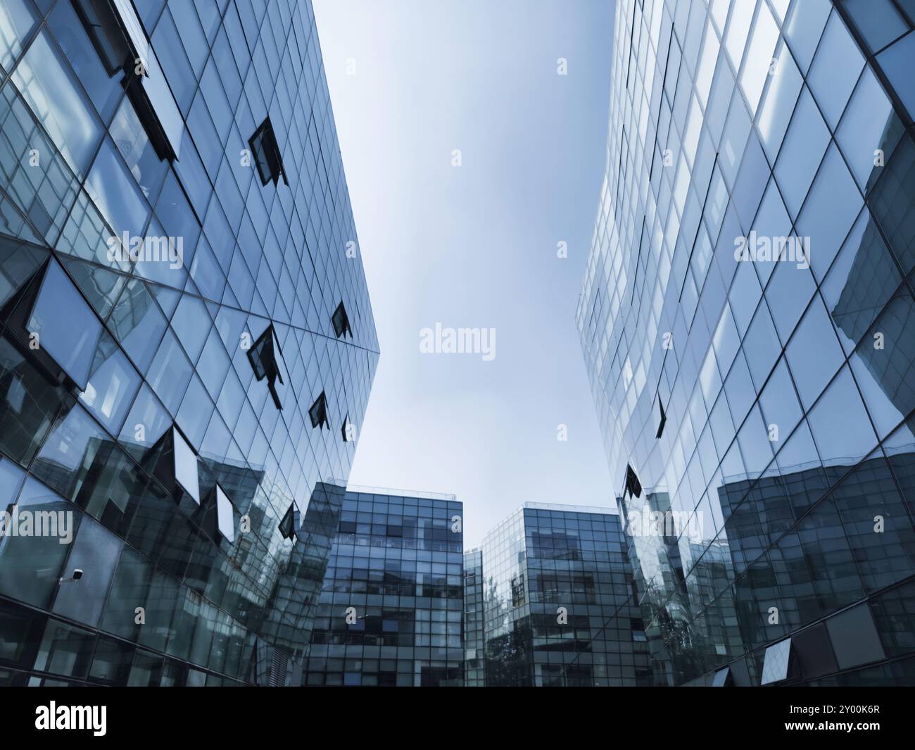 modern office building in daytime Stock Photo - Alamy