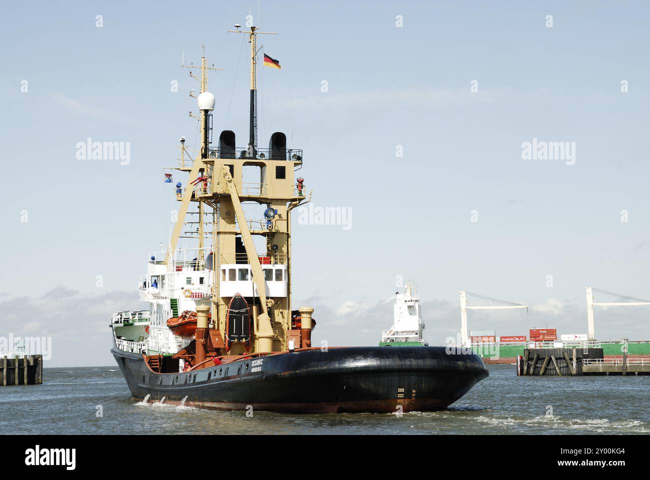 Tugboat name hi-res stock photography and images - Alamy