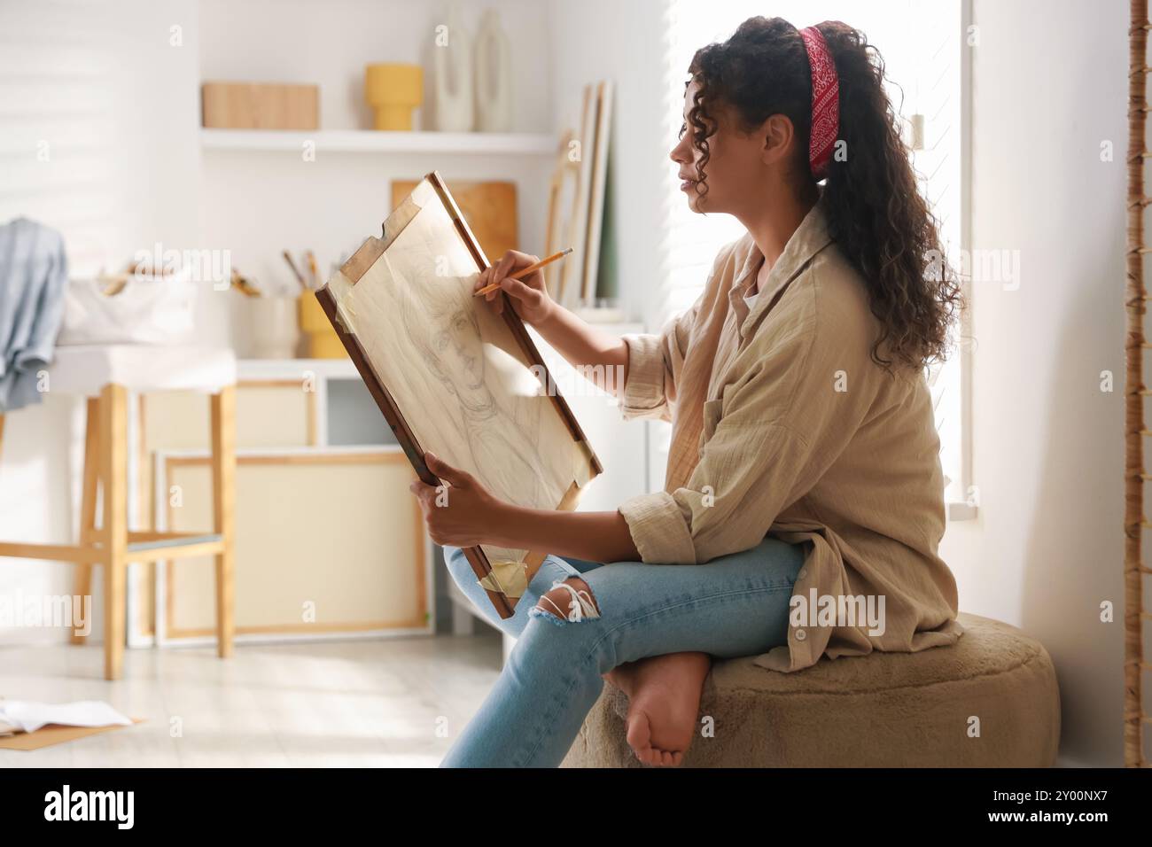 Beautiful female artist pencil in hi-res stock photography and images ...