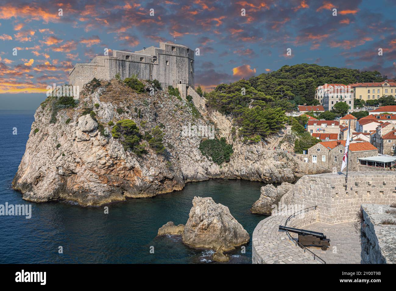 Dubrovnik, Croatia, Fort Lovrijenac or St. Lawrence Fortress (Dubrovnik ...