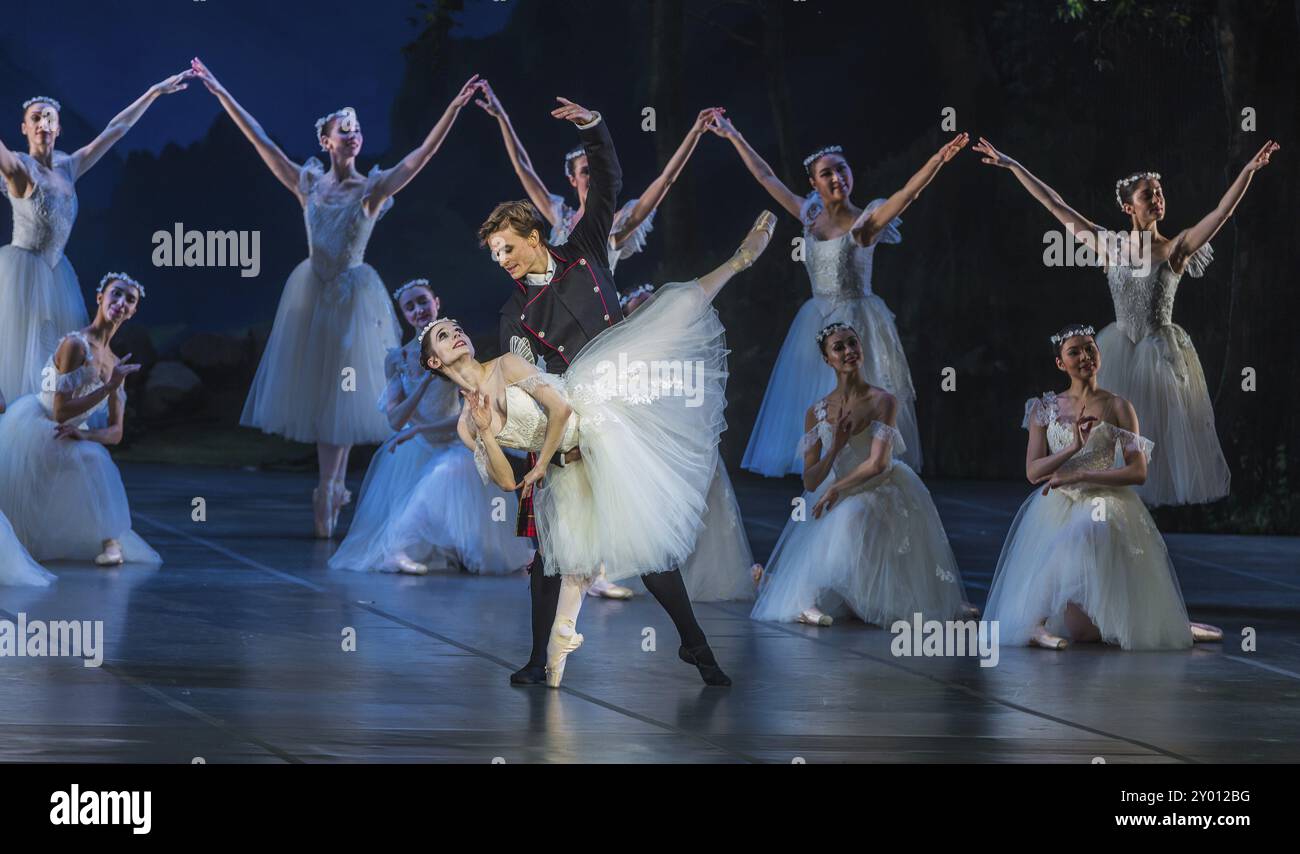 The romantic ballet Stock Photo - Alamy