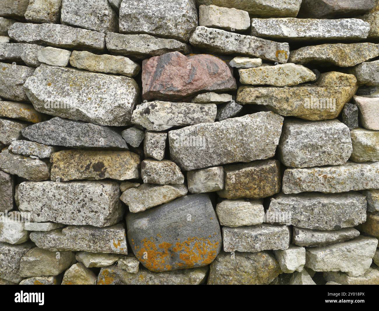 Natural stone wall Stock Photo - Alamy