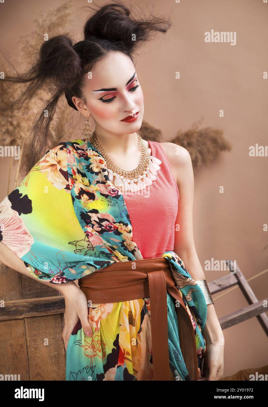 Woman japanese traditional masks hi-res stock photography and images ...