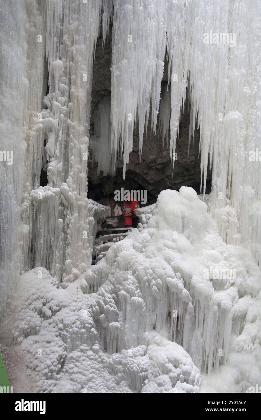 Ice curtains in the Breitachklamm/oberstdorf Stock Photo - Alamy