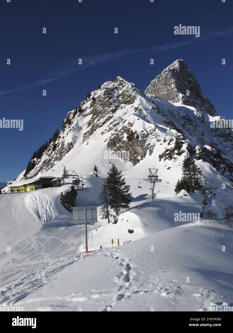 Summit station Seblengrat, mountain in the winter Stock Photo - Alamy