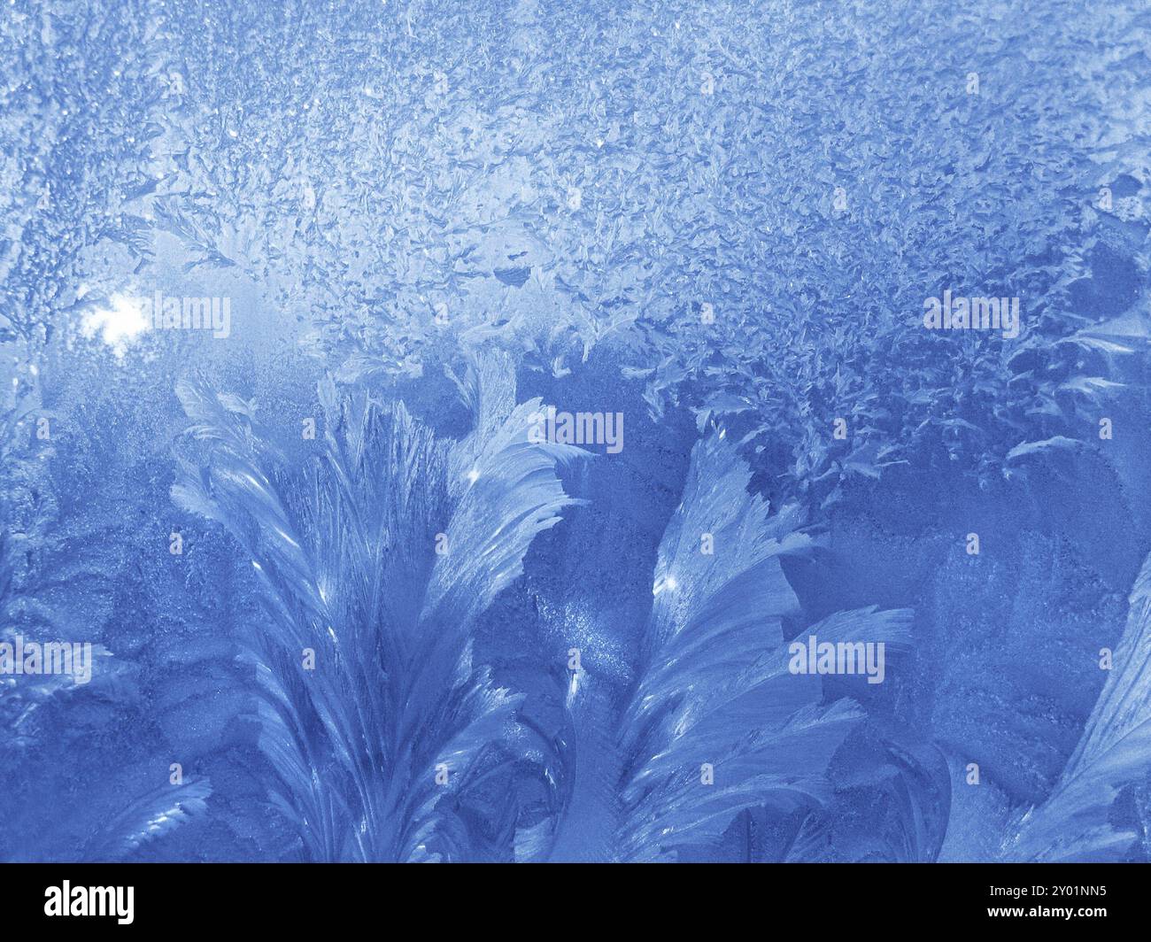 Shimmering glass patterns hi-res stock photography and images - Alamy