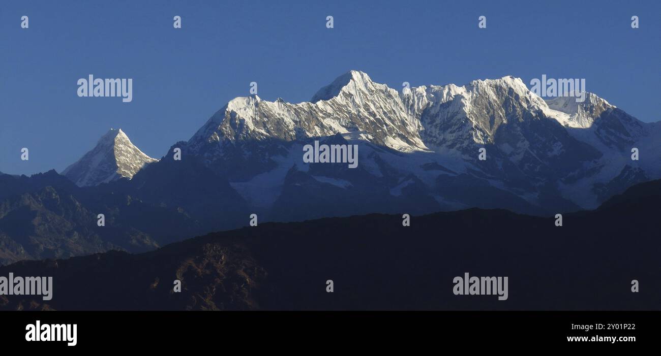 Mountains in the Everest National Park. View from the Lukla to ...