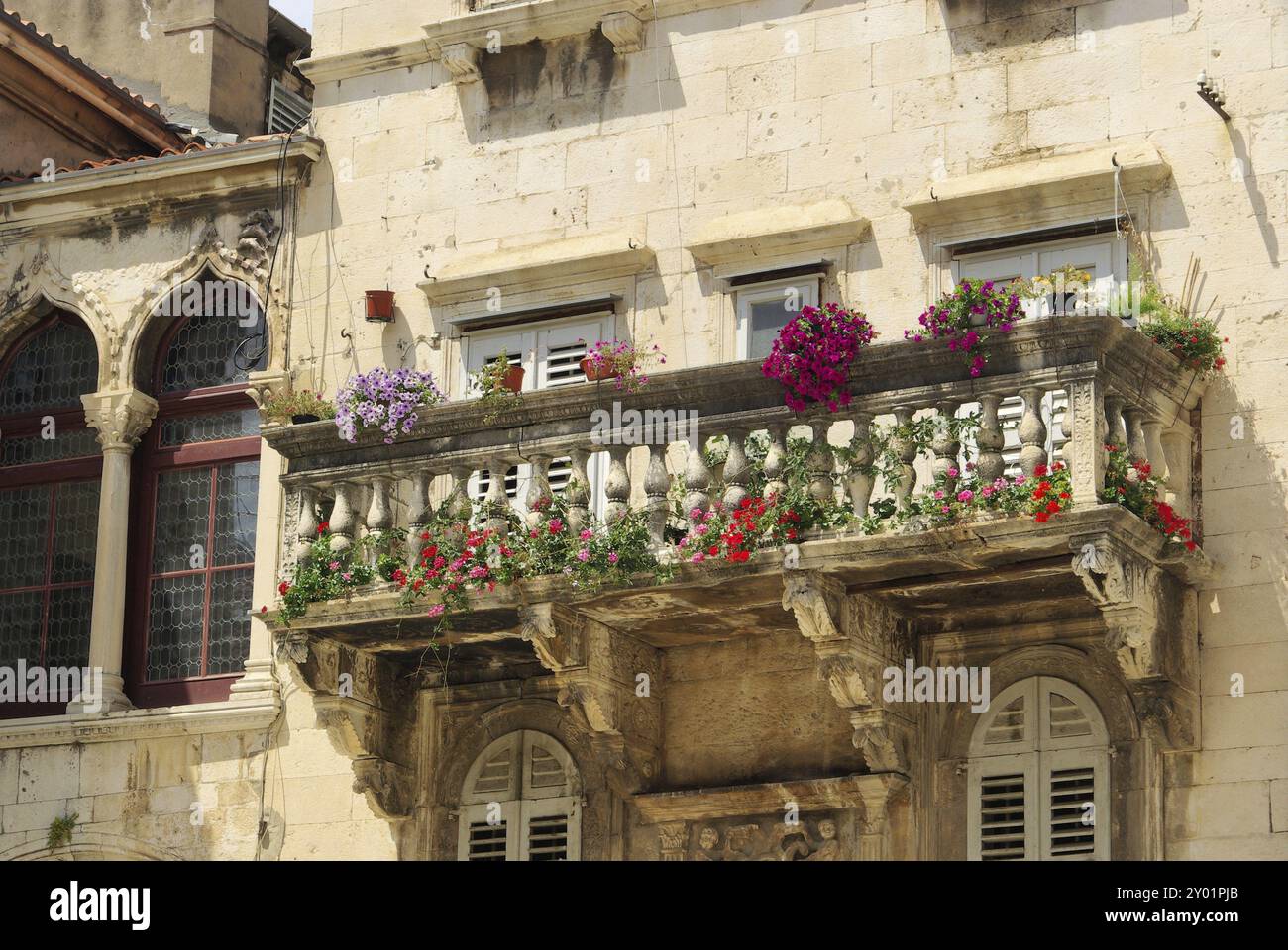 Split balcony, split balcony Stock Photo - Alamy