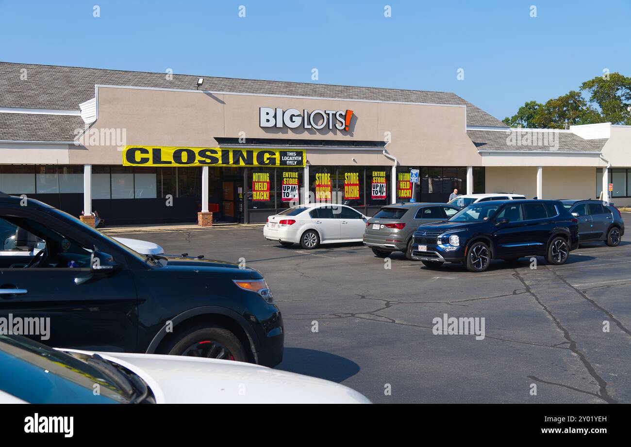Store Closing, Big Lots department store in Dennis Port, Massachusetts ...