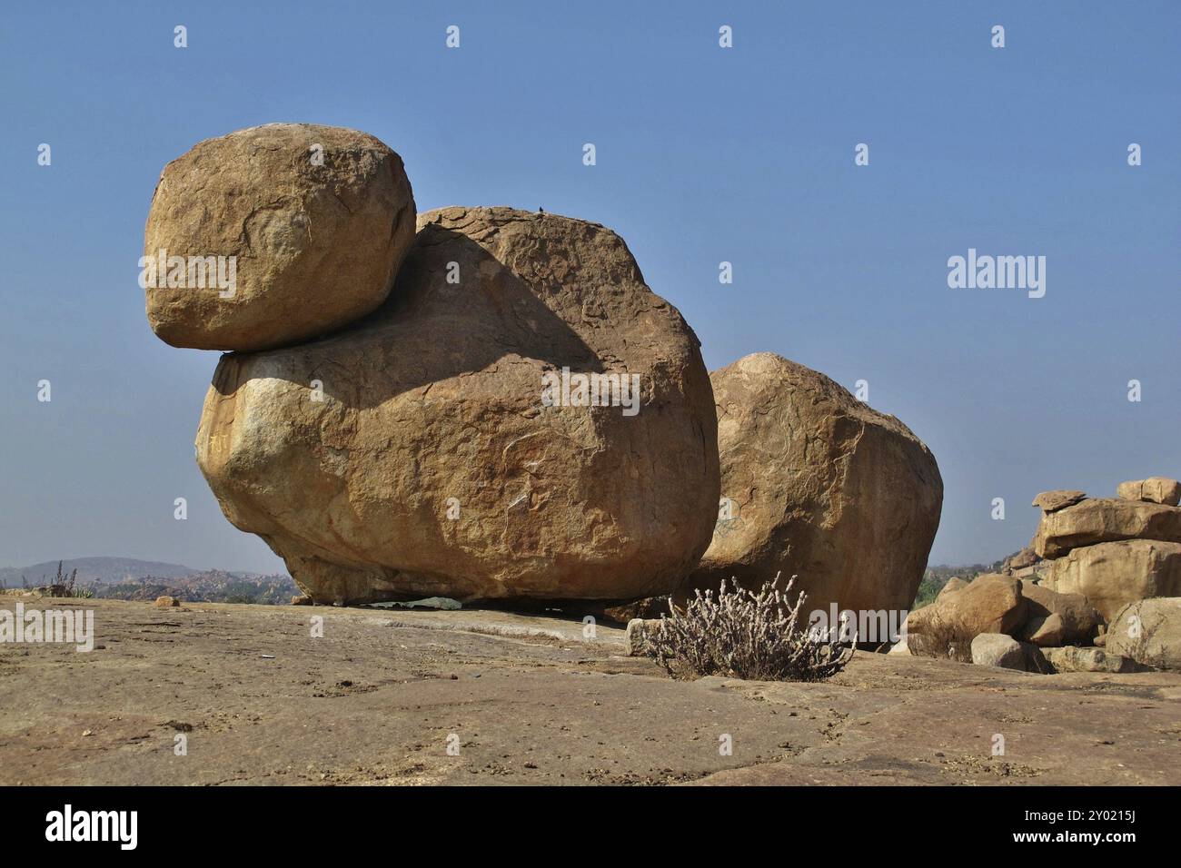 Big granite boulder in Hampi, India. Popular boulder for rock climbing ...