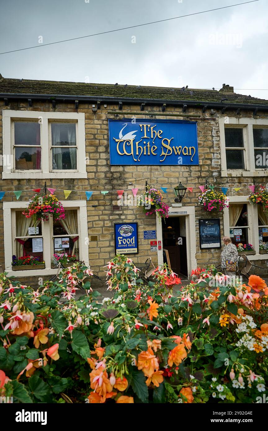 The White Swan pub in Hebden Bridge,UK Stock Photo - Alamy