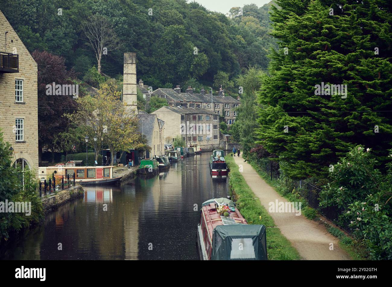 Old town hebden bridge hi-res stock photography and images - Alamy