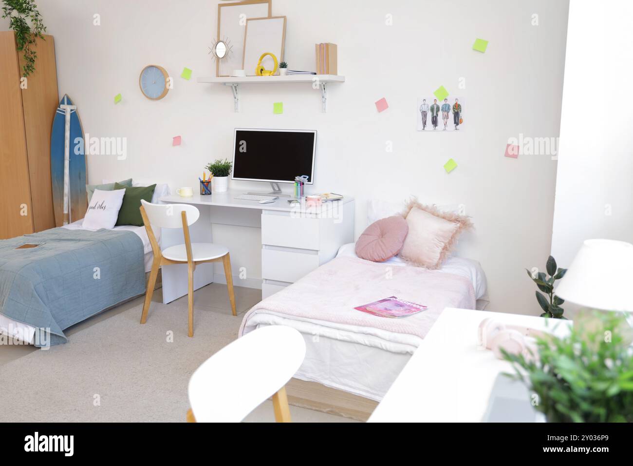 College dorm room beds hi-res stock photography and images - Alamy