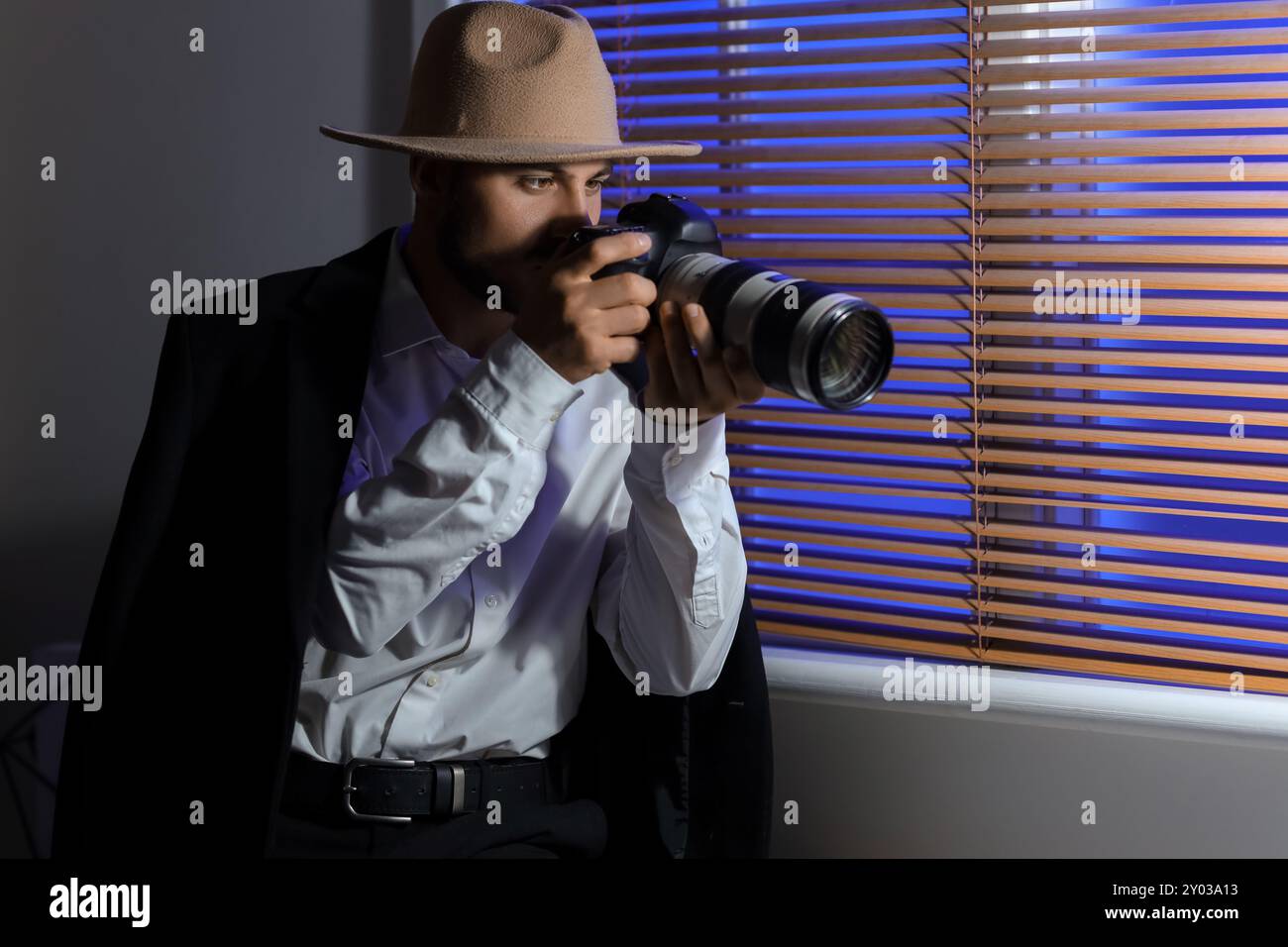 Detective investigation room hi-res stock photography and images - Alamy