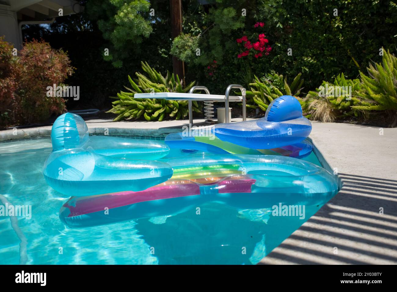 Inflatable bed home hi-res stock photography and images - Alamy