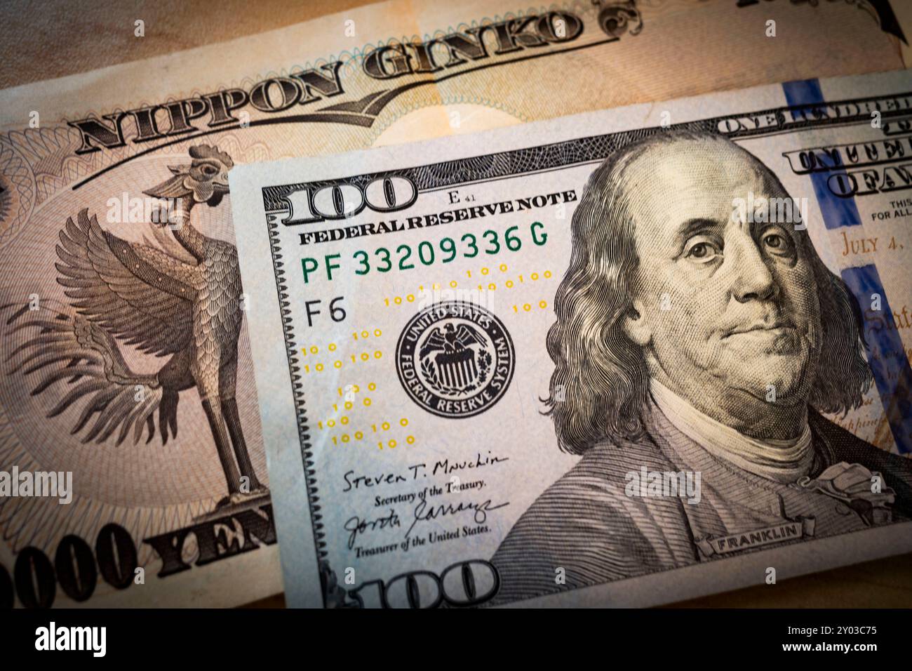 10000 dollar bill hi-res stock photography and images - Alamy