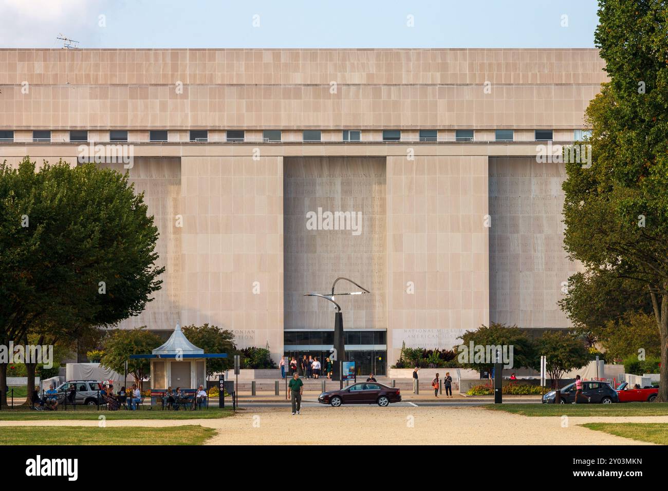 The Smithsonian National Museum of American History at the Mall in ...