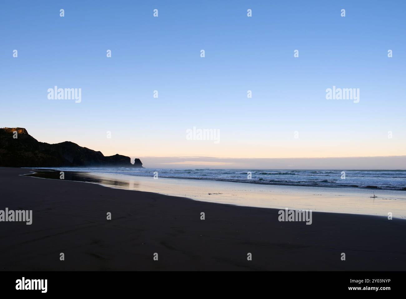Day trip destination for aucklanders hi-res stock photography and ...