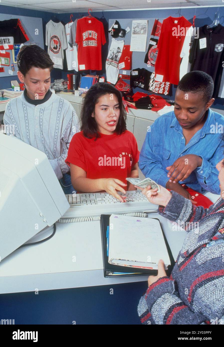 High school teen workers hi-res stock photography and images - Alamy