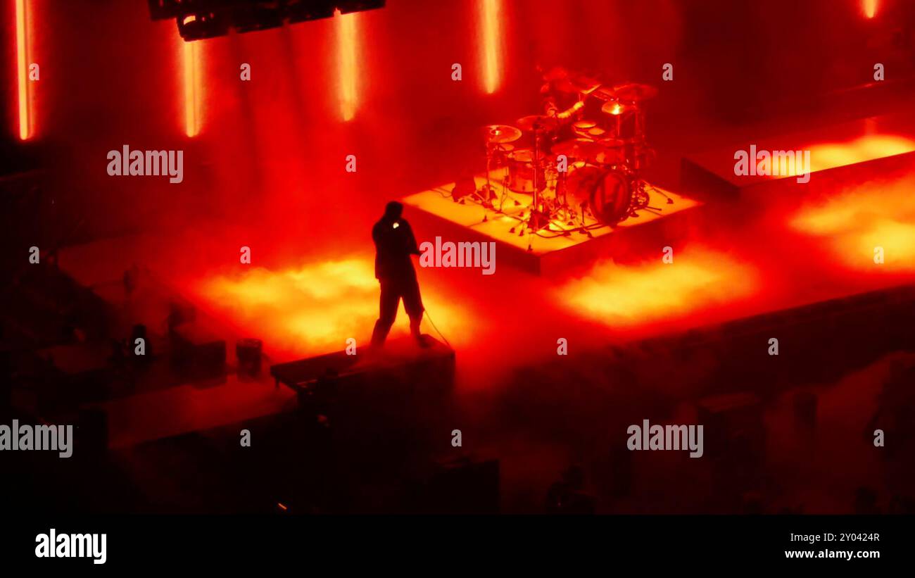 Inglewood, California, USA 27th August 2024 Josh Dunn and Tyler Joseph ...