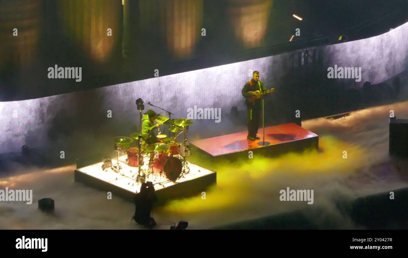 Inglewood, California, USA 27th August 2024 Josh Dunn and Tyler Joseph ...