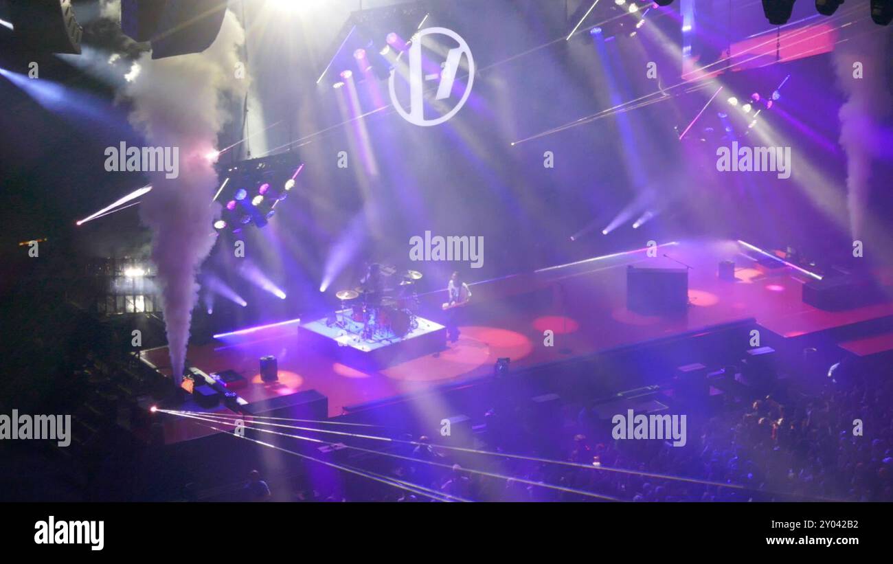 Inglewood, California, USA 27th August 2024 Josh Dunn and Tyler Joseph ...