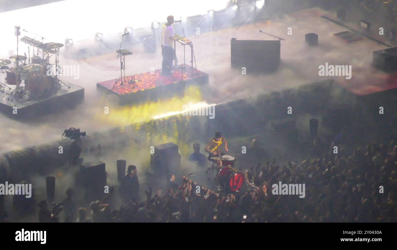 Inglewood, California, USA 27th August 2024 Tyler Joseph and Josh Dunn ...