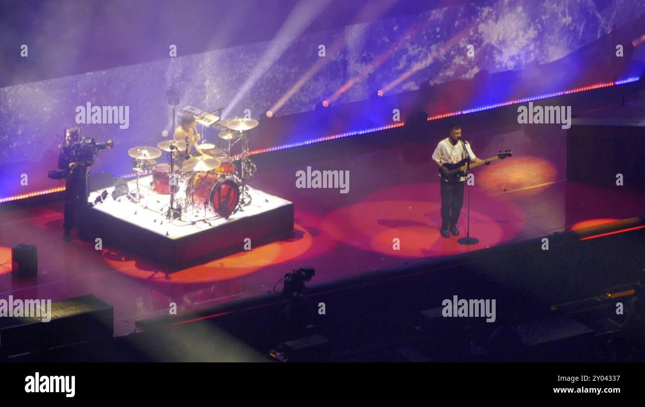 Inglewood, California, USA 27th August 2024 Josh Dunn and Tyler Joseph ...