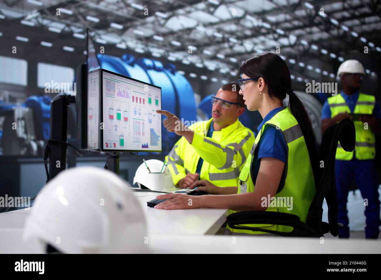 Oil gas automation using hi-res stock photography and images - Alamy