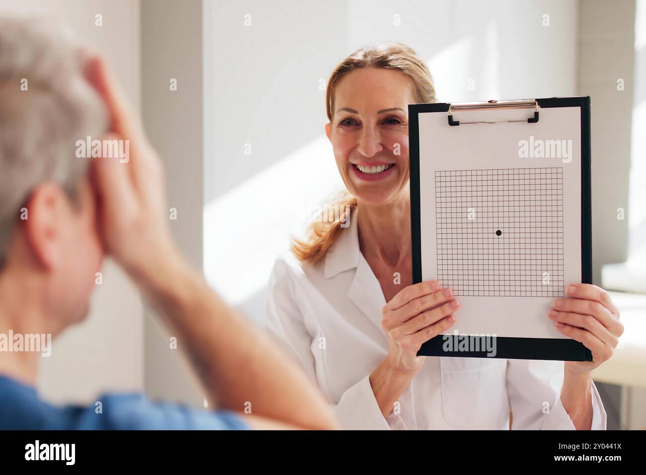 Amsler Grid Sight Examination. Ophthalmology And Maculopathy Stock ...