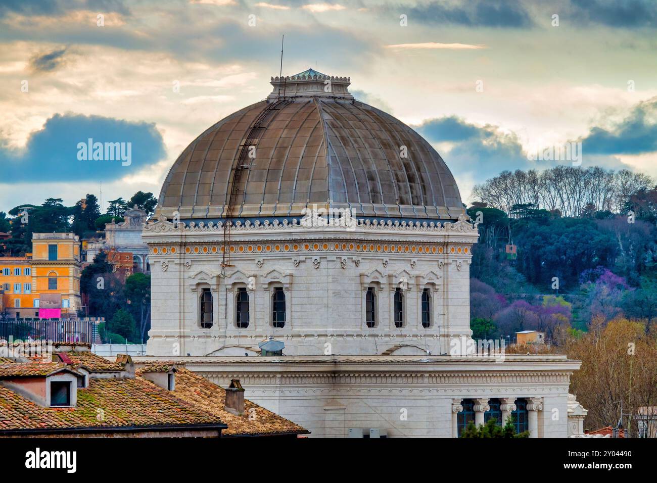 Square dome of the Great Synagogue, Rome, Italy Stock Photo - Alamy