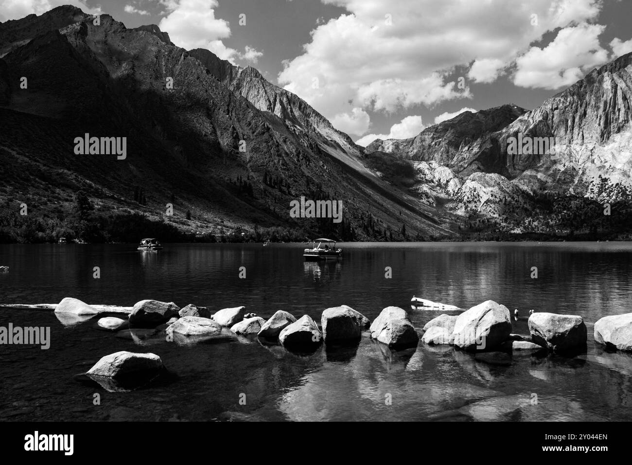 Convict Lake - Black & White Stock Photo - Alamy