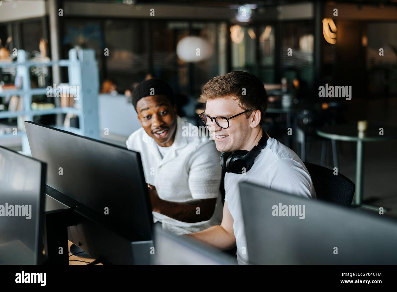 Watching computer screen hi-res stock photography and images - Alamy