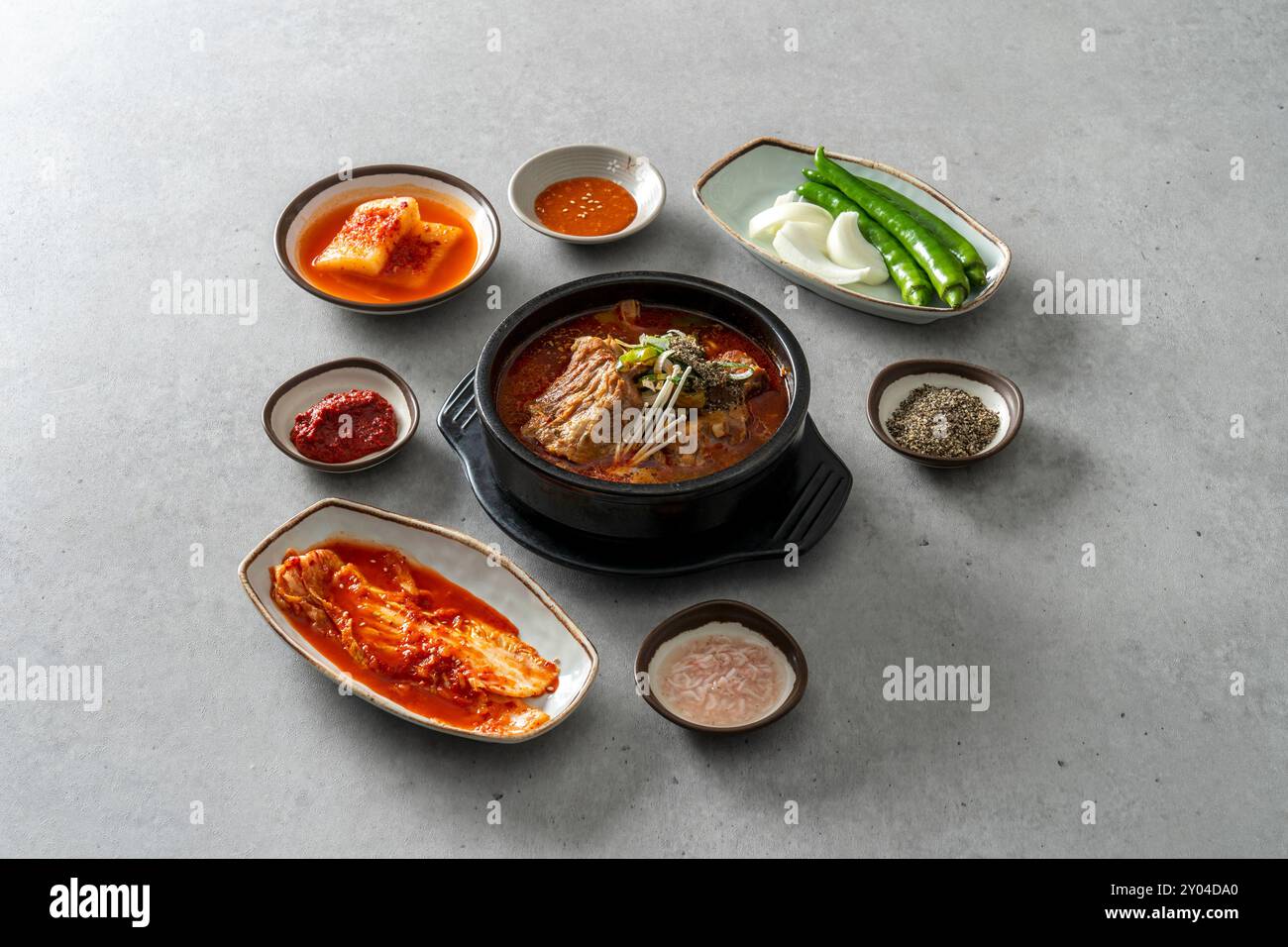 Korean food dish Side dishes, pork rib hangover soup, gopchang hot pot ...