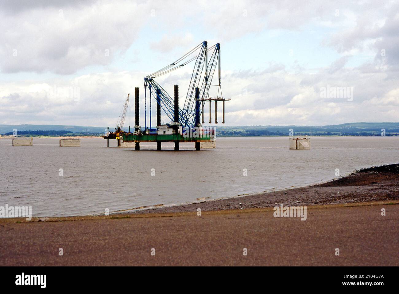 Lampson trans lift hi-res stock photography and images - Alamy