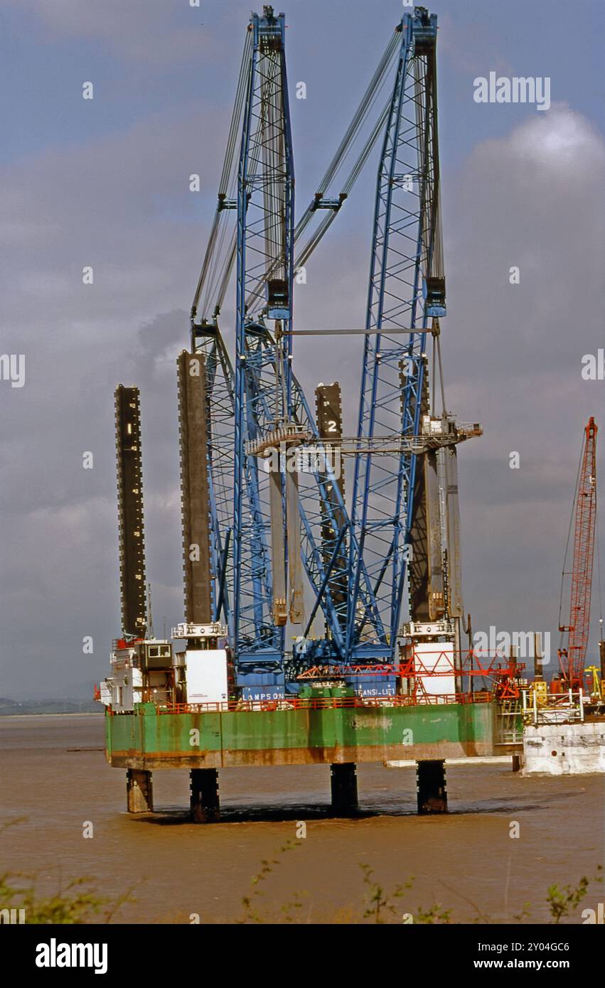 Lampson Twinlift with casson lifting attechment fitted Stock Photo - Alamy