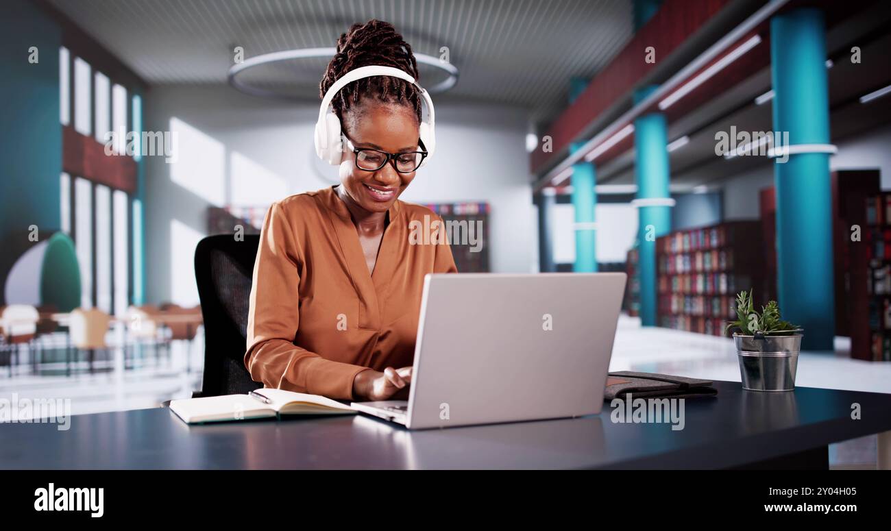 African student girl laptop in hi-res stock photography and images - Alamy