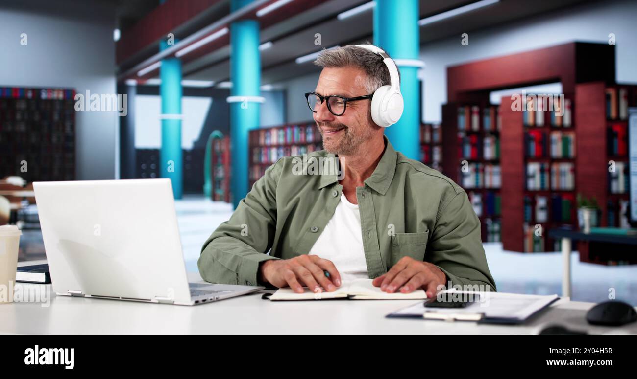 Skills test computer hi-res stock photography and images - Alamy