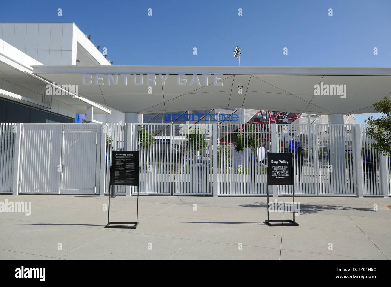 Inglewood, California, USA 28th August 2024 Twenty One Pilots The ...