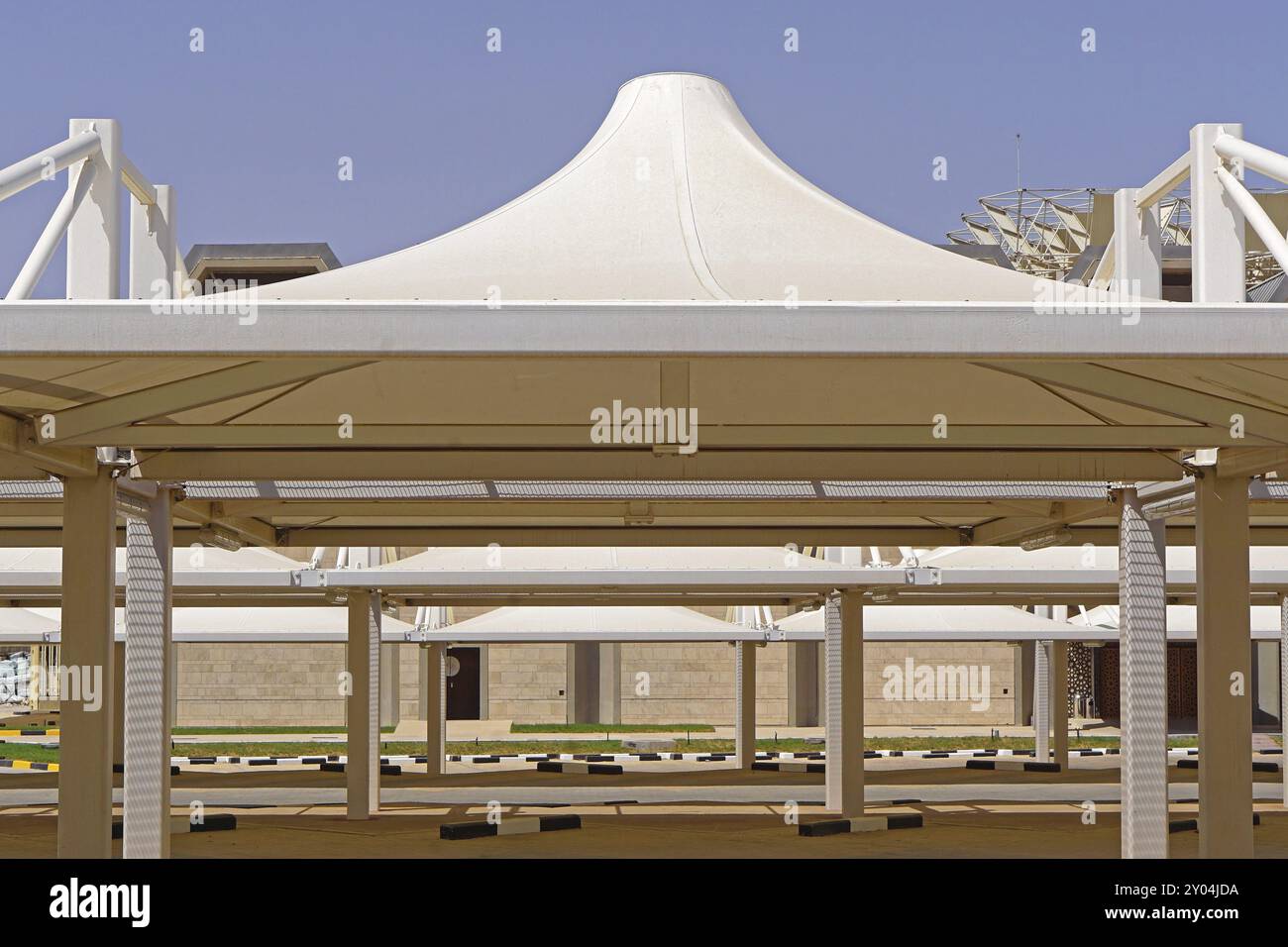 Architecture tent structure for shade in Kuwait Stock Photo - Alamy